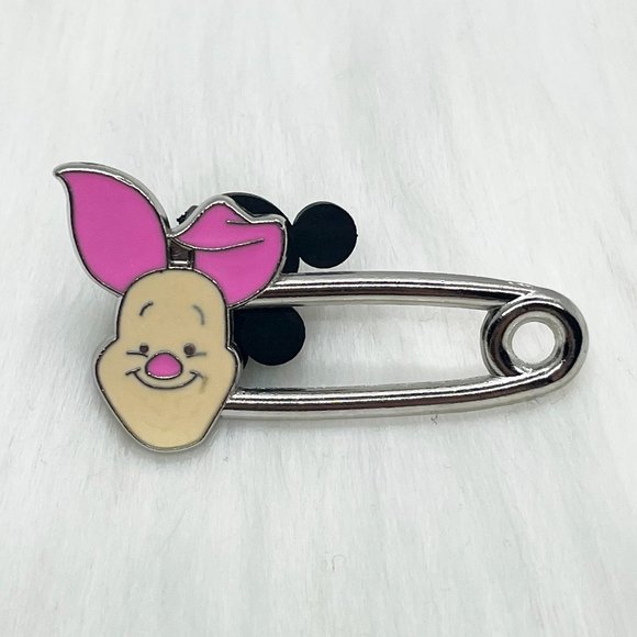 Disney | Jewelry | 525 Disney Winnie The Pooh Safety Pin Piglet Pin ...